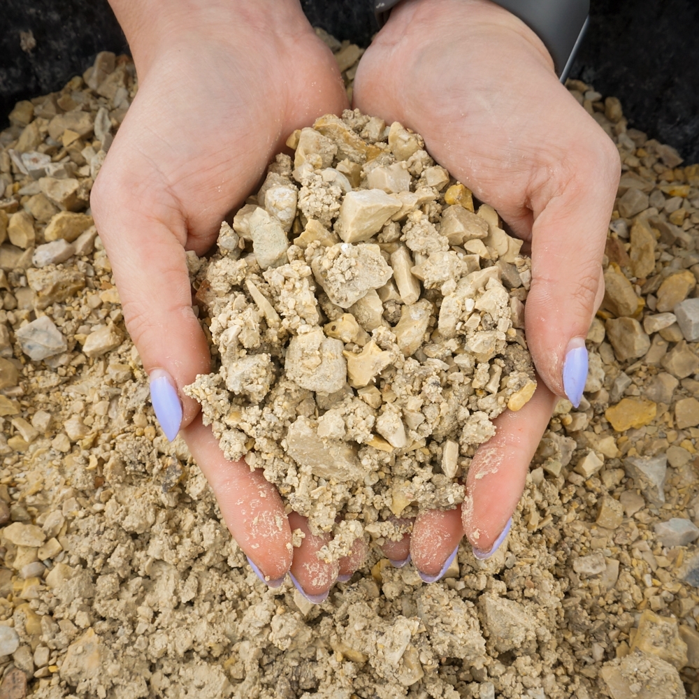 3/4" Down Limestone Bag - Lacoste Garden Centre webshop | Winnipeg