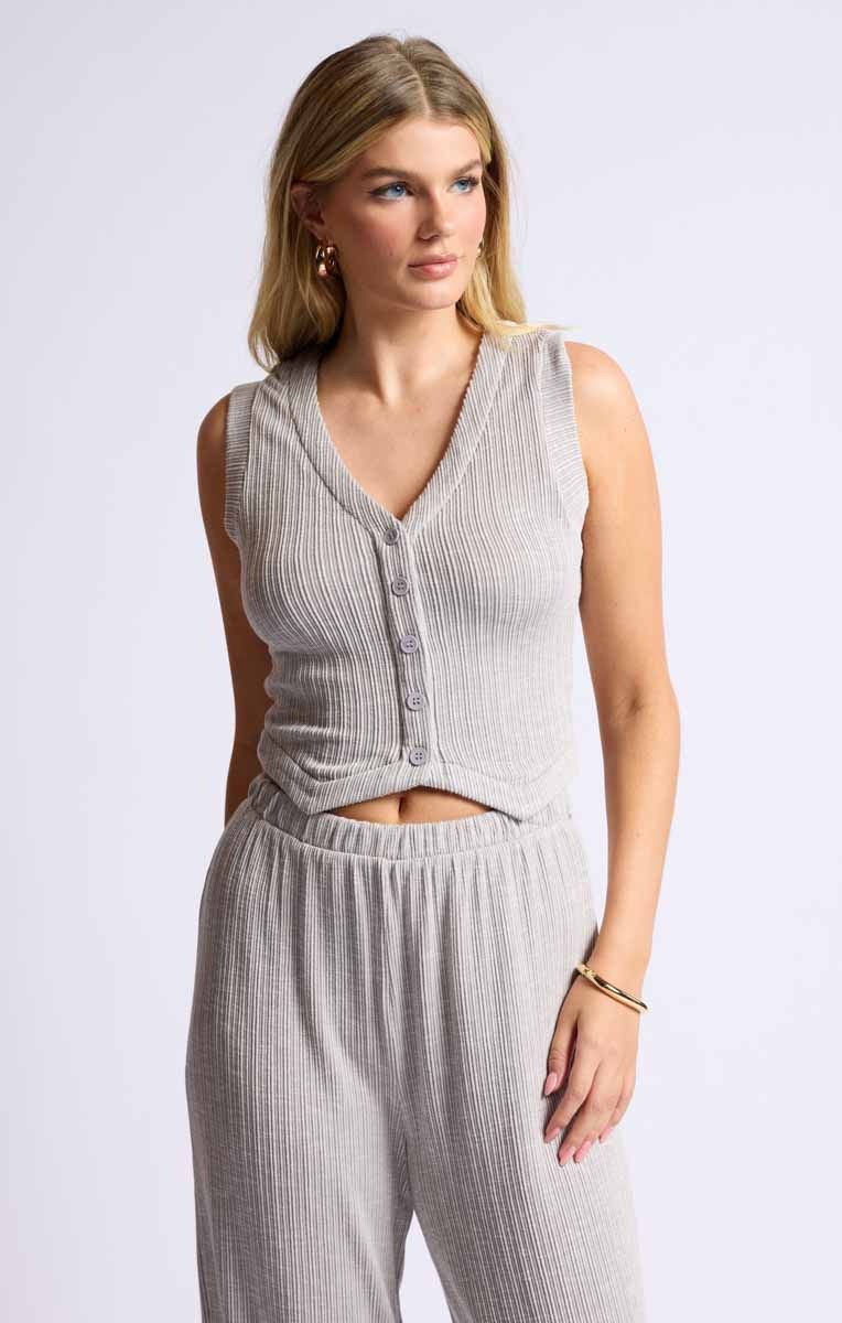 Fresh Air Rib Knit Vest - Lacoste Garden Centre webshop | Winnipeg